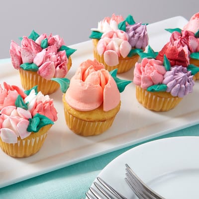 Easy Bloom Mini Cupcakes | Projects | Michaels
