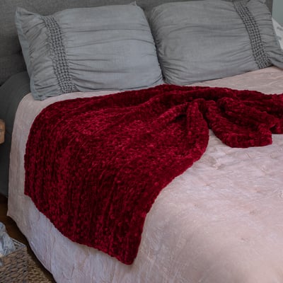Loops & Threads® Chunky Velvet™ Knit Textured Rib Throw | Projects ...