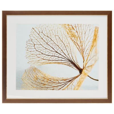 Cadre de galerie au fini noyer et bordure dorée avec passe-partout de ...