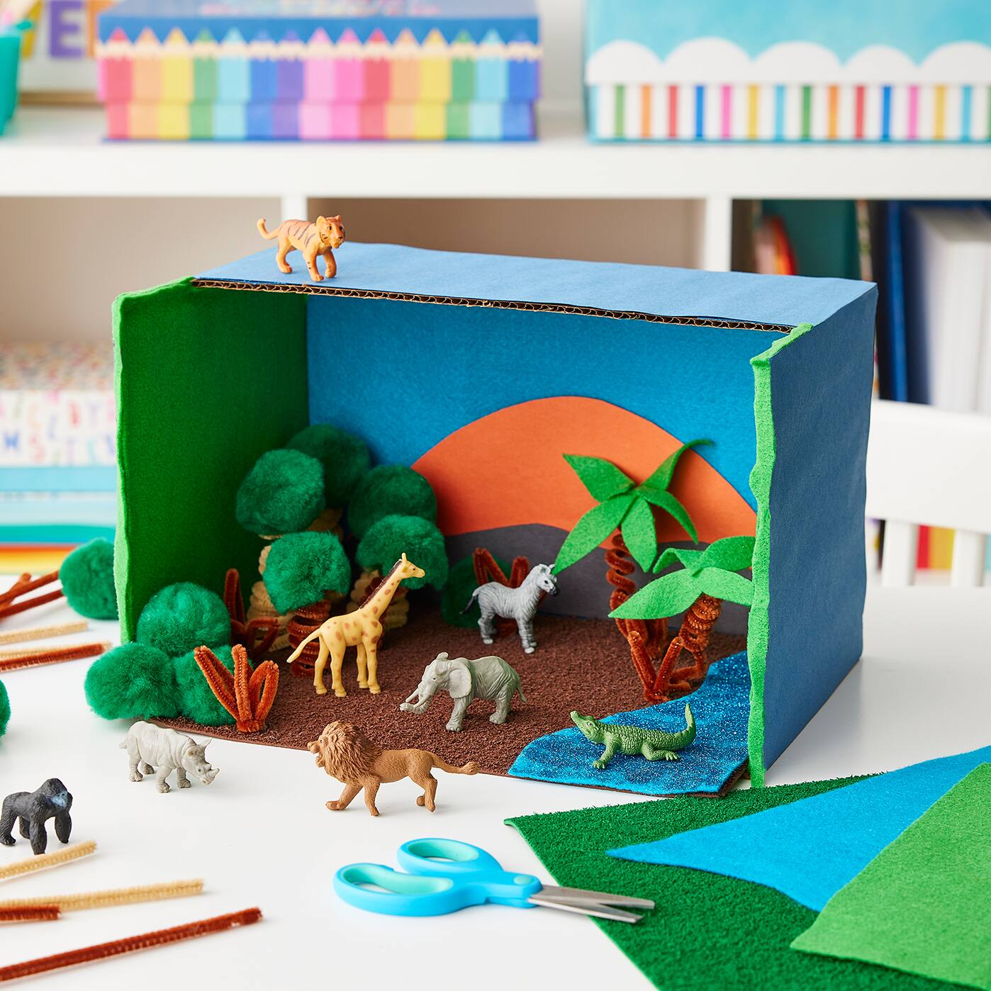 Crafts For 3 Year Old 3-D Foam Safari Animals Craft Kit - 12 Pre-Cut ...