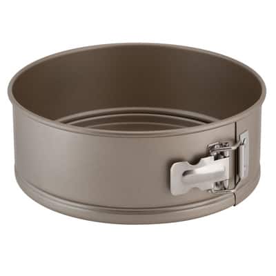 Kitchen Details Pro Series 9.5" Round Spring Form Pan | Michaels