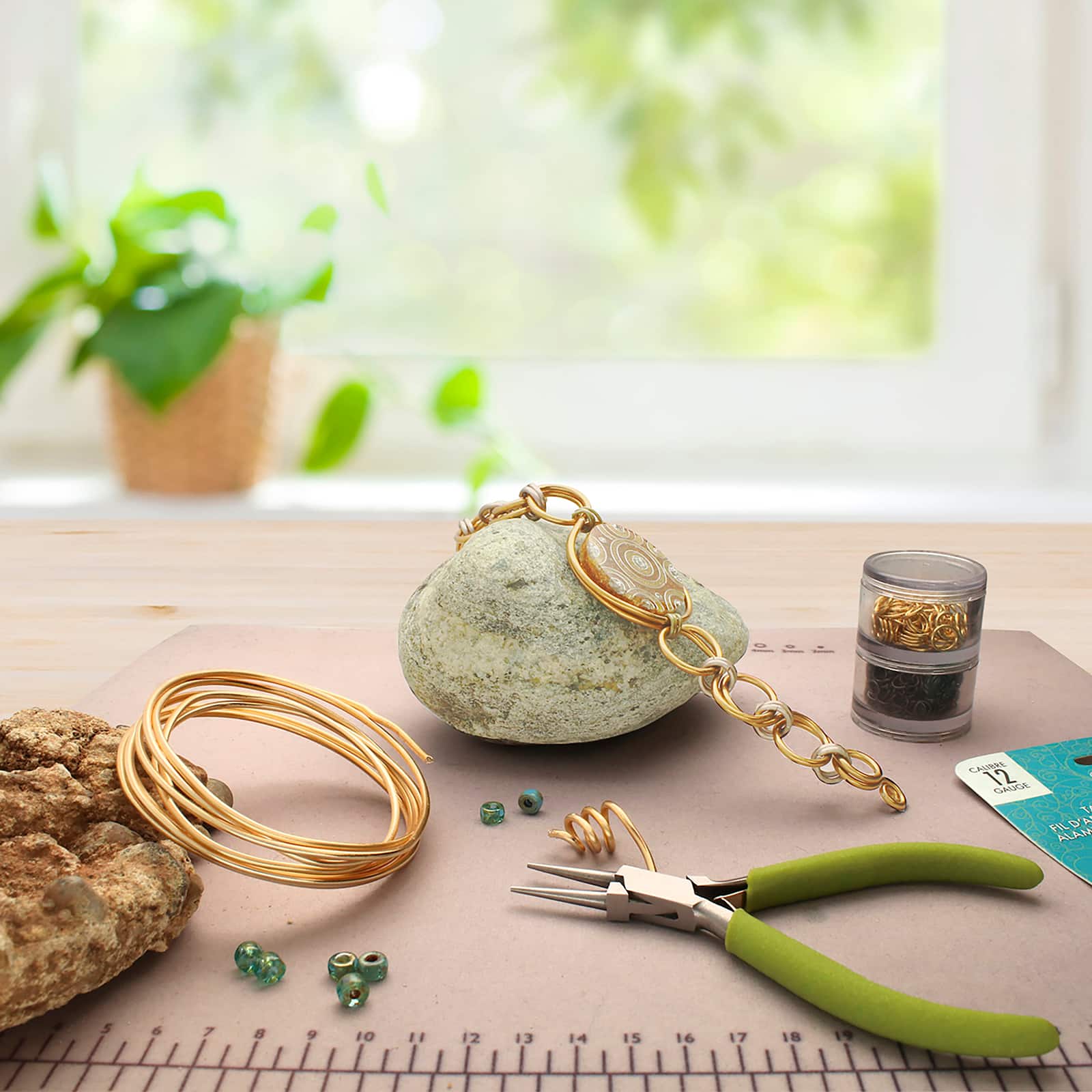 The Beadsmith® Wire Elements™ 16 Gauge Gold Tarnish Resistant Soft ...