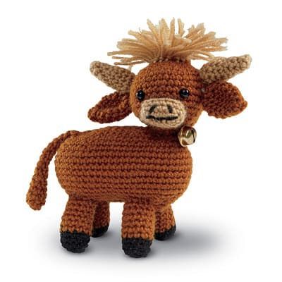 Intermediate Highland Cow Amigurumi Crochet Kit by Loops & Threads ...
