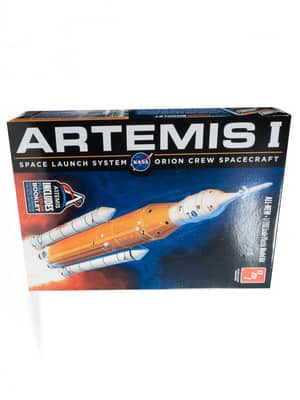 AMT® NASA Artemis-1 Rocket 1:200 Scale Model Kit | Michaels