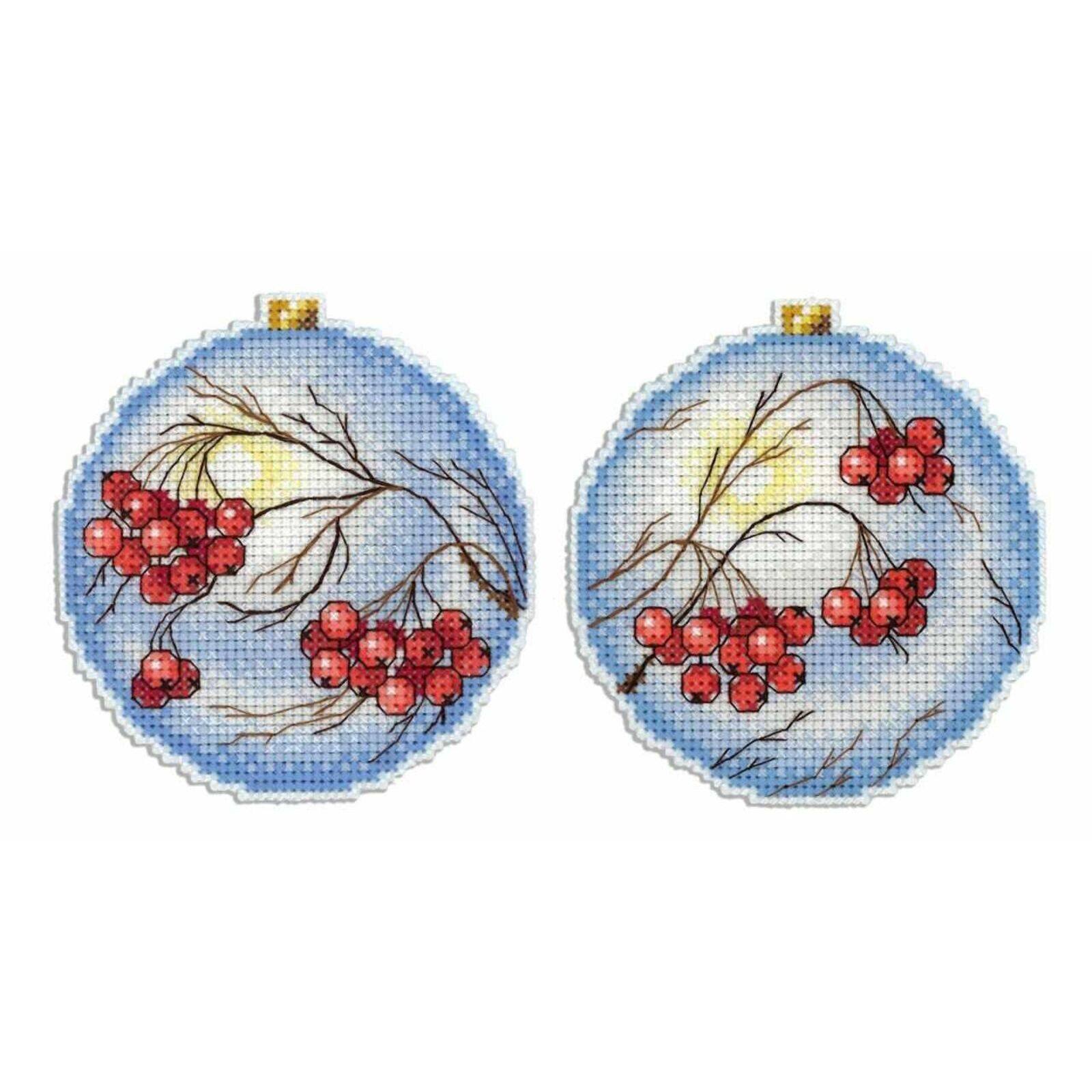 MP Studia Christmas Tree Decoration - Rowan Plastic Canvas Counted ...