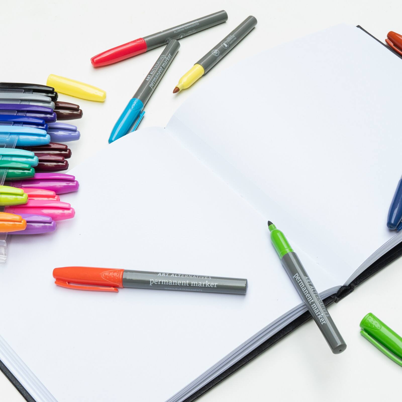 Art Alternatives Silver Fine Permanent Marker Set | Michaels