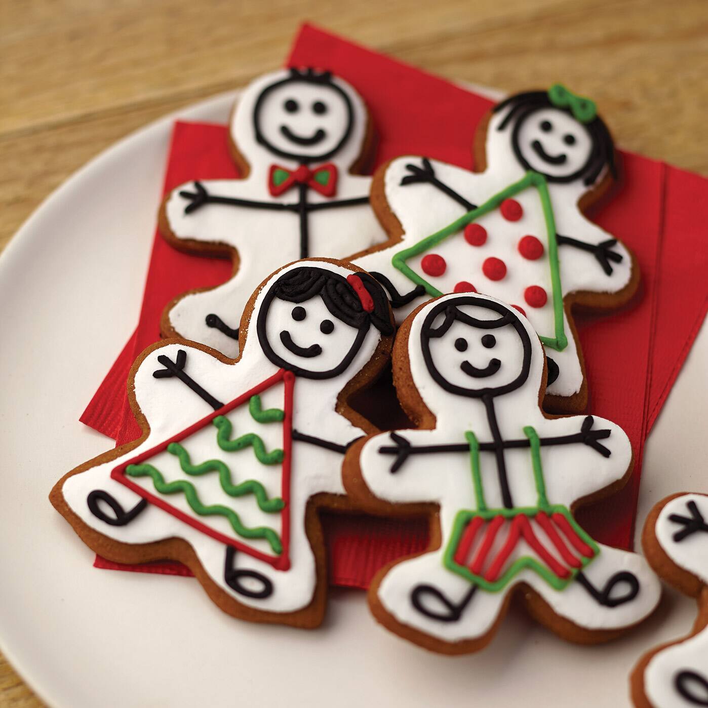 Gingerbread Family Cookies | Projects | Michaels