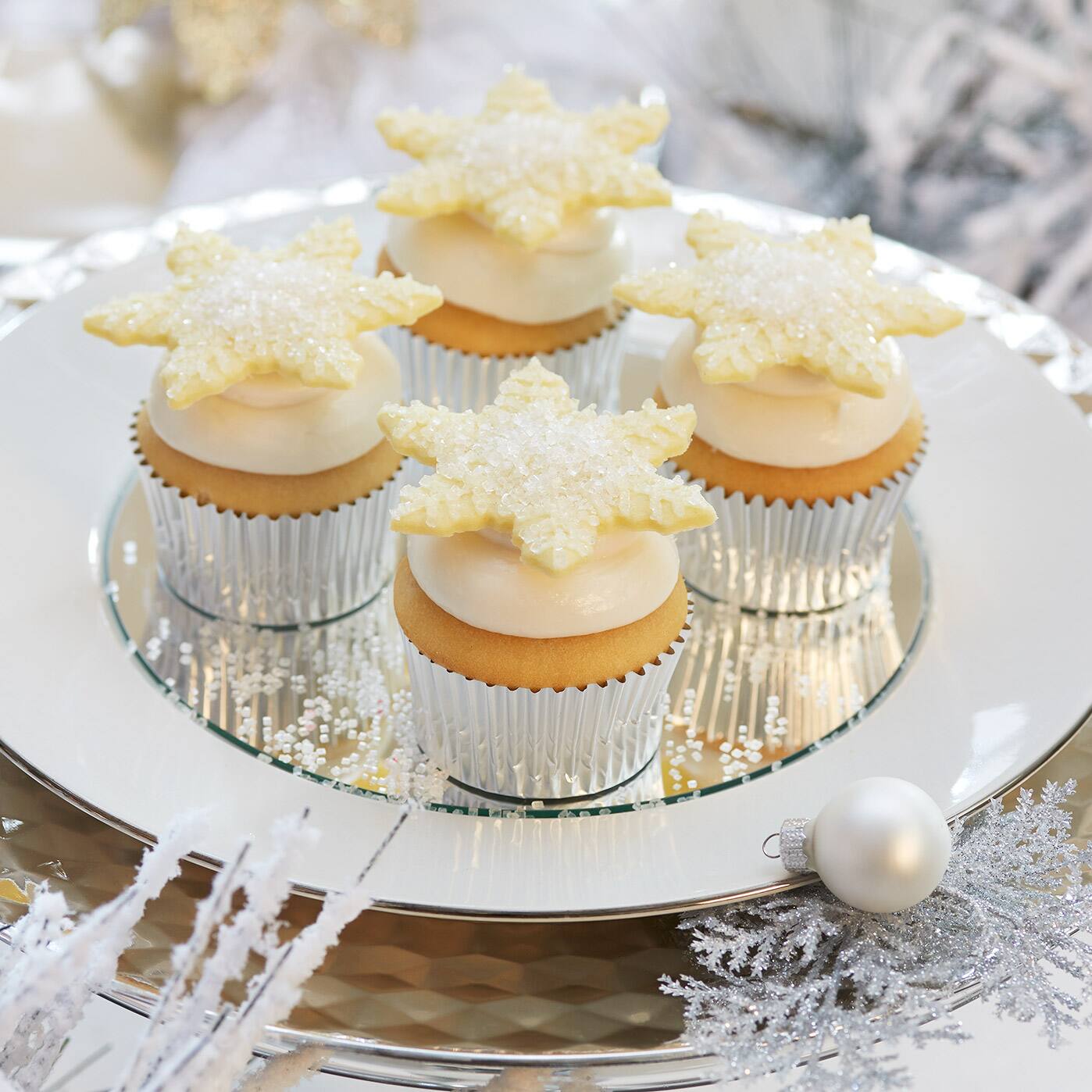 Frost Snowflake Cupcakes | Projects | Michaels