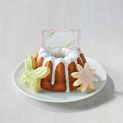 Dreamy Sweets Mini Bundt Cakes | Projects | Michaels