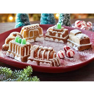 Traditional Gingerbread Train Cake | Projects | Michaels