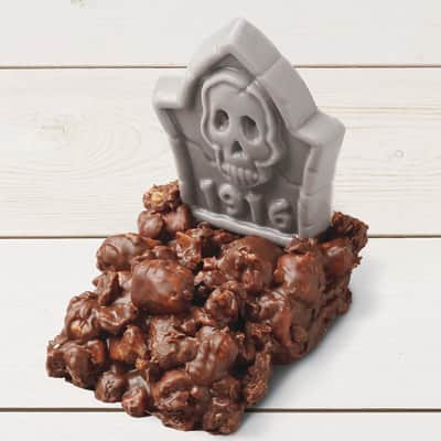 Halloween Tombstone Candy Treats | Projects | Michaels