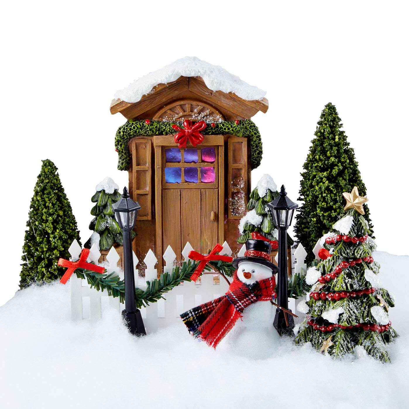 Miniature Christmas Door Scene | Projects | Michaels